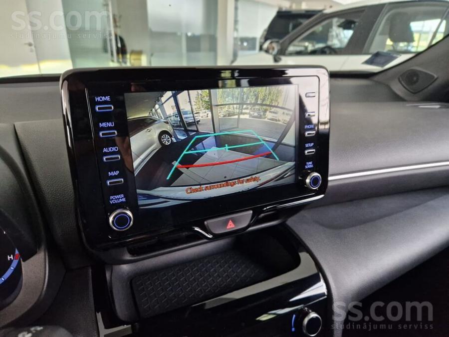 Pelēks Toyota Yaris 2025 Rīga, ar dzinēja tilpumu 1.50 L un nobraukumu 42 tūkst. km par 22500 €, foto 14 vietnē AUTOMOTO.COM.LV