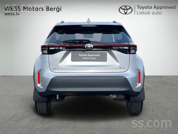 Pelēks Toyota Yaris 2025 Rīga, ar dzinēja tilpumu 1.50 L un nobraukumu 24 tūkst. km par 23490 €, foto 5 vietnē AUTOMOTO.COM.LV