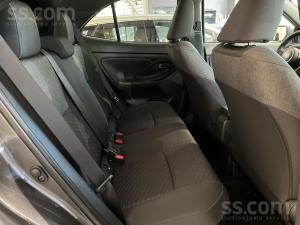 Grey Toyota Yaris 2026 in Ventspils, with an engine capacity of 1.50 L and mileage of 0 thousand km for 28195 €, photo 9 on AUTOMOTO.COM.LV