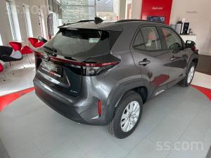 Серый Тойота Ярис 2026 в Екабпилс, объемом двигателя 1.50 л и пробегом 0 тыс. км за 23700 €, фото 8 на AUTOMOTO.COM.LV
