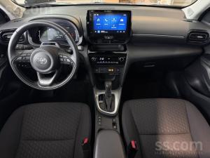 Pelēks Toyota Yaris 2026 Rīga, ar dzinēja tilpumu 1.50 L un nobraukumu 19 tūkst. km par 22500 €, foto 12 vietnē AUTOMOTO.COM.LV