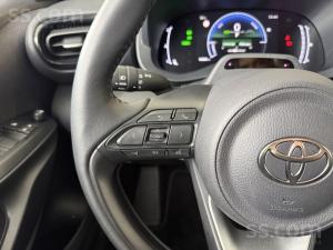 Pelēks Toyota Yaris 2026 Rīga, ar dzinēja tilpumu 1.50 L un nobraukumu 19 tūkst. km par 22500 €, foto 14 vietnē AUTOMOTO.COM.LV