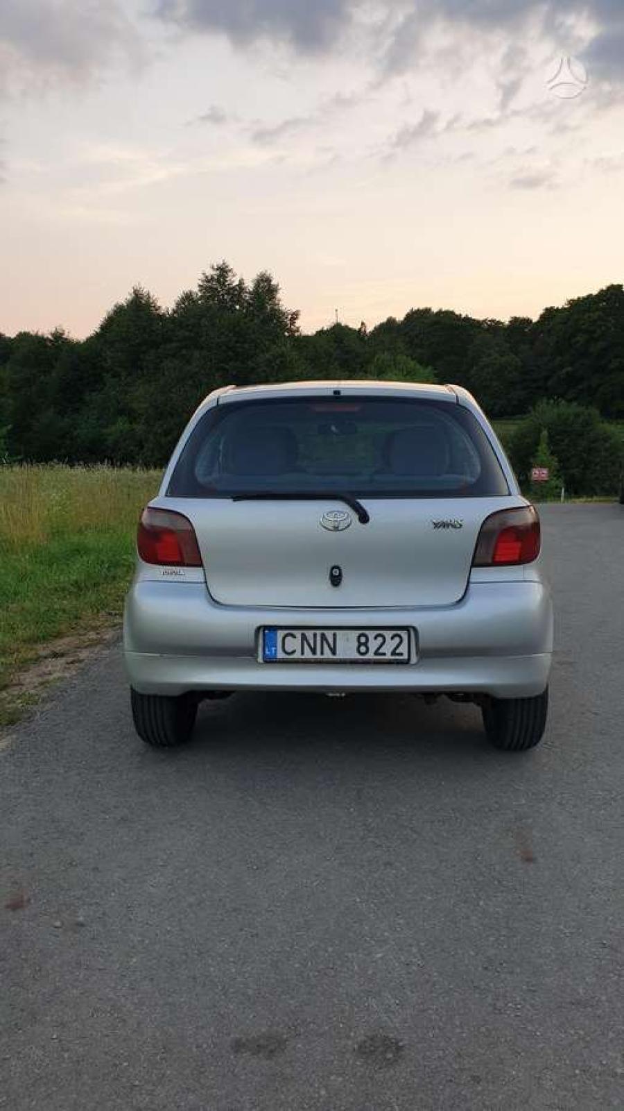 Grey Toyota Yaris 2000 in Vilnius, with an engine capacity of 1.00 L and mileage of 221 thousand km for 630 €, photo 6 on AUTOMOTO.COM.LV
