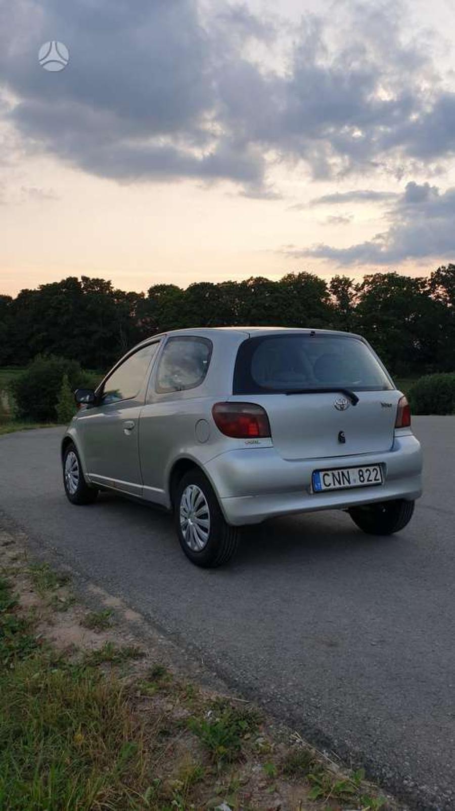 Grey Toyota Yaris 2000 in Vilnius, with an engine capacity of 1.00 L and mileage of 221 thousand km for 630 €, photo 7 on AUTOMOTO.COM.LV