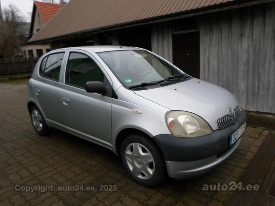 Grey Toyota Yaris 2002 in Keila, with an engine capacity of 1.40 L and mileage of 270 thousand km for 1350 €, photo 1 on AUTOMOTO.COM.LV