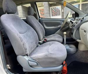 Grey Toyota Yaris 2002 in Vilnius, with an engine capacity of 1.30 L and mileage of 145 thousand km for 1850 €, photo 17 on AUTOMOTO.COM.LV