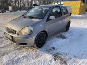 Grey Toyota Yaris 2003 in Pagegiai, with an engine capacity of 1.40 L and mileage of 311 thousand km for 1050 €, photo  on AUTOMOTO.COM.LV