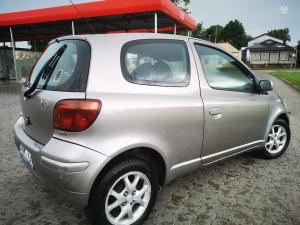Grey Toyota Yaris 2003 in Vilnius, with an engine capacity of 1.30 L and mileage of 183 thousand km for 1750 €, photo 4 on AUTOMOTO.COM.LV