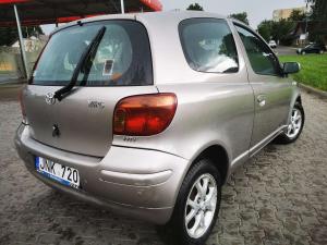Grey Toyota Yaris 2003 in Vilnius, with an engine capacity of 1.30 L and mileage of 183 thousand km for 1750 €, photo 7 on AUTOMOTO.COM.LV