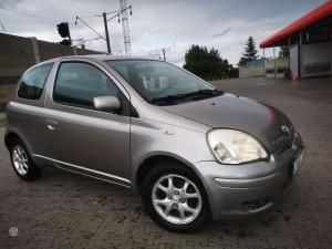 Grey Toyota Yaris 2003 in Vilnius, with an engine capacity of 1.30 L and mileage of 183 thousand km for 1750 €, photo 10 on AUTOMOTO.COM.LV