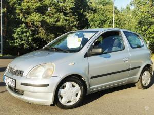 Pelēks Toyota Yaris 2003 Viļņa, ar dzinēja tilpumu 1.30 L un nobraukumu 225 tūkst. km par 2350 €, foto 9 vietnē AUTOMOTO.COM.LV