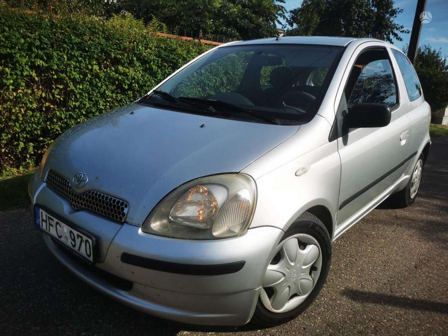 Grey Toyota Yaris 2003 in Vilnius, with an engine capacity of 1.30 L and mileage of 224 thousand km for 1991 €, photo 5 on AUTOMOTO.COM.LV