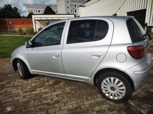 Grey Toyota Yaris 2003 in Vilnius, with an engine capacity of 1.30 L and mileage of 153 thousand km for 2750 €, photo 22 on AUTOMOTO.COM.LV