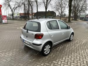 Pelēks Toyota Yaris 2004 Ukmergė, ar dzinēja tilpumu 1.40 L un nobraukumu 284 tūkst. km par 800 €, foto 5 vietnē AUTOMOTO.COM.LV