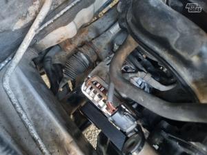 Pelēks Toyota Yaris 2004 Viļņa, ar dzinēja tilpumu 1.00 L un nobraukumu 217 tūkst. km par 850 €, foto 25 vietnē AUTOMOTO.COM.LV