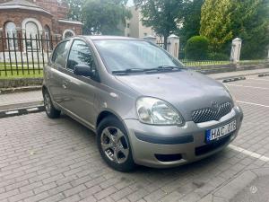 Grey Toyota Yaris 2004 in Vilnius, with an engine capacity of 1.00 L and mileage of 299 thousand km for 1000 €, photo  on AUTOMOTO.COM.LV
