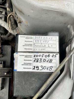 Grey Toyota Yaris 2004 in Vilnius, with an engine capacity of 1.00 L and mileage of 299 thousand km for 1000 €, photo 13 on AUTOMOTO.COM.LV