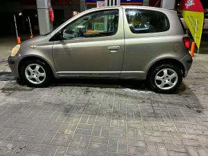 Pelēks Toyota Yaris 2004 Viļņa, ar dzinēja tilpumu 1.30 L un nobraukumu 230 tūkst. km par 999 €, foto 6 vietnē AUTOMOTO.COM.LV