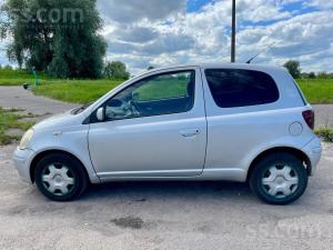 Grey Toyota Yaris 2004 in Riga, with an engine capacity of 1.40 L and mileage of 344 thousand km for 1050 €, photo 4 on AUTOMOTO.COM.LV