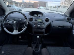 Grey Toyota Yaris 2004 in Vilnius, with an engine capacity of 1.50 L and mileage of 200 thousand km for 1700 €, photo 16 on AUTOMOTO.COM.LV