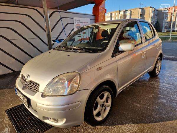 Grey Toyota Yaris 2005 in Kaisiadorys, with an engine capacity of 1.40 L and mileage of 300 thousand km for 1700 €, photo 7 on AUTOMOTO.COM.LV