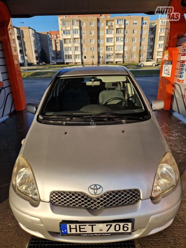 Grey Toyota Yaris 2005 in Kaisiadorys, with an engine capacity of 1.40 L and mileage of 300 thousand km for 1700 €, photo 9 on AUTOMOTO.COM.LV