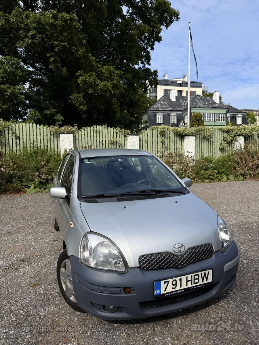 Pelēks Toyota Yaris 2005 Tallina, ar dzinēja tilpumu 1.30 L un nobraukumu 236 tūkst. km par 1200 €, foto 20 vietnē AUTOMOTO.COM.LV