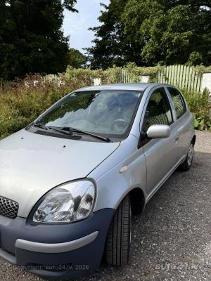 Pelēks Toyota Yaris 2005 Tallina, ar dzinēja tilpumu 1.30 L un nobraukumu 236 tūkst. km par 1200 €, foto 21 vietnē AUTOMOTO.COM.LV