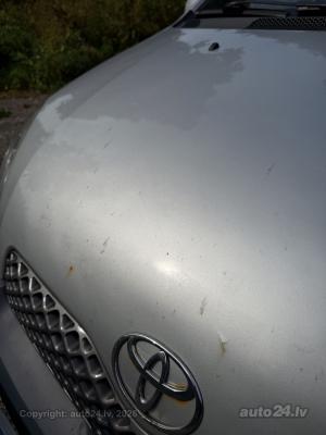 Pelēks Toyota Yaris 2005 Tallina, ar dzinēja tilpumu 1.30 L un nobraukumu 236 tūkst. km par 1200 €, foto 23 vietnē AUTOMOTO.COM.LV