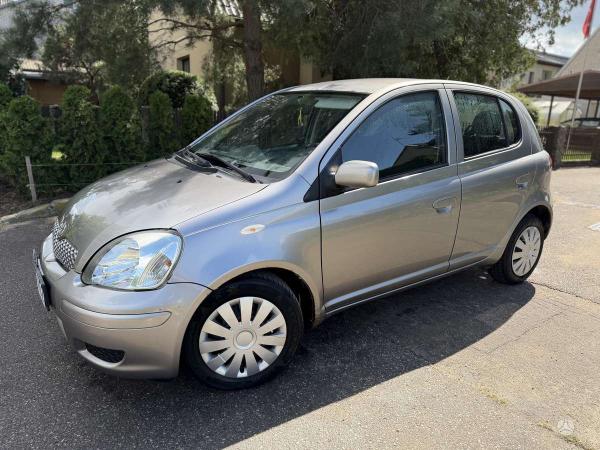 Toyota Yaris 2005 Kauņa vietnē Pelēks Toyota Yaris 2005 Kauņa, ar dzinēja tilpumu 1.36 L un nobraukumu 237 tūkst. km par 990 €, foto 3 vietnē AUTOMOTO.COM.LV