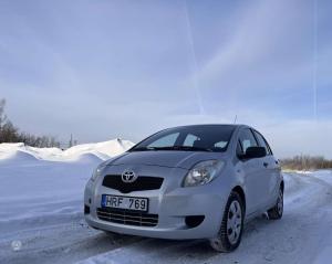 Grey Toyota Yaris 2006 in Kaunas, with an engine capacity of 1.30 L and mileage of 209 thousand km for 1950 €, photo  on AUTOMOTO.COM.LV