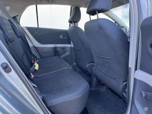 Pelēks Toyota Yaris 2006 Klaipėda, ar dzinēja tilpumu 1.30 L un nobraukumu 173 tūkst. km par 3100 €, foto 18 vietnē AUTOMOTO.COM.LV
