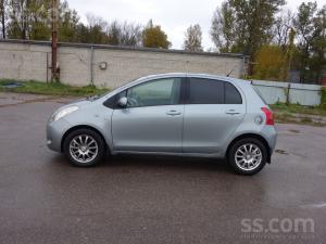 Pelēks Toyota Yaris 2007 Rīga, ar dzinēja tilpumu 1.40 L un nobraukumu 0 tūkst. km par 2150 €, foto 12 vietnē AUTOMOTO.COM.LV