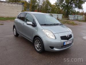 Pelēks Toyota Yaris 2007 Rīga, ar dzinēja tilpumu 1.40 L un nobraukumu 0 tūkst. km par 2150 €, foto 16 vietnē AUTOMOTO.COM.LV