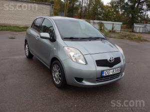 Pelēks Toyota Yaris 2007 Rīga, ar dzinēja tilpumu 1.40 L un nobraukumu 0 tūkst. km par 2150 €, foto 30 vietnē AUTOMOTO.COM.LV