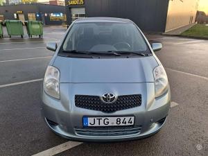 Grey Toyota Yaris 2007 in Vilnius, with an engine capacity of 1.00 L and mileage of 80 thousand km for 2400 €, photo 13 on AUTOMOTO.COM.LV