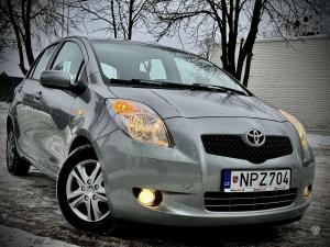 Pelēks Toyota Yaris 2007 Alīta, ar dzinēja tilpumu 1.40 L un nobraukumu 245 tūkst. km par 3599 €, foto 30 vietnē AUTOMOTO.COM.LV