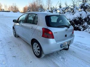Grey Toyota Yaris 2007 in Vilnius, with an engine capacity of 1.38 L and mileage of 190 thousand km for 2950 €, photo 14 on AUTOMOTO.COM.LV