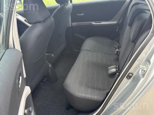 Pelēks Toyota Yaris 2007 Ogre, ar dzinēja tilpumu 1.30 L un nobraukumu 155 tūkst. km par 1950 €, foto 7 vietnē AUTOMOTO.COM.LV