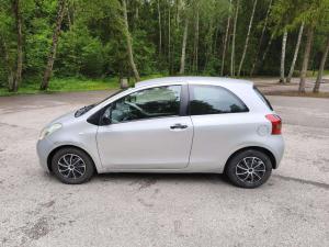 Grey Toyota Yaris 2007 in Alytus, with an engine capacity of 1.00 L and mileage of 337 thousand km for 530 €, photo 6 on AUTOMOTO.COM.LV