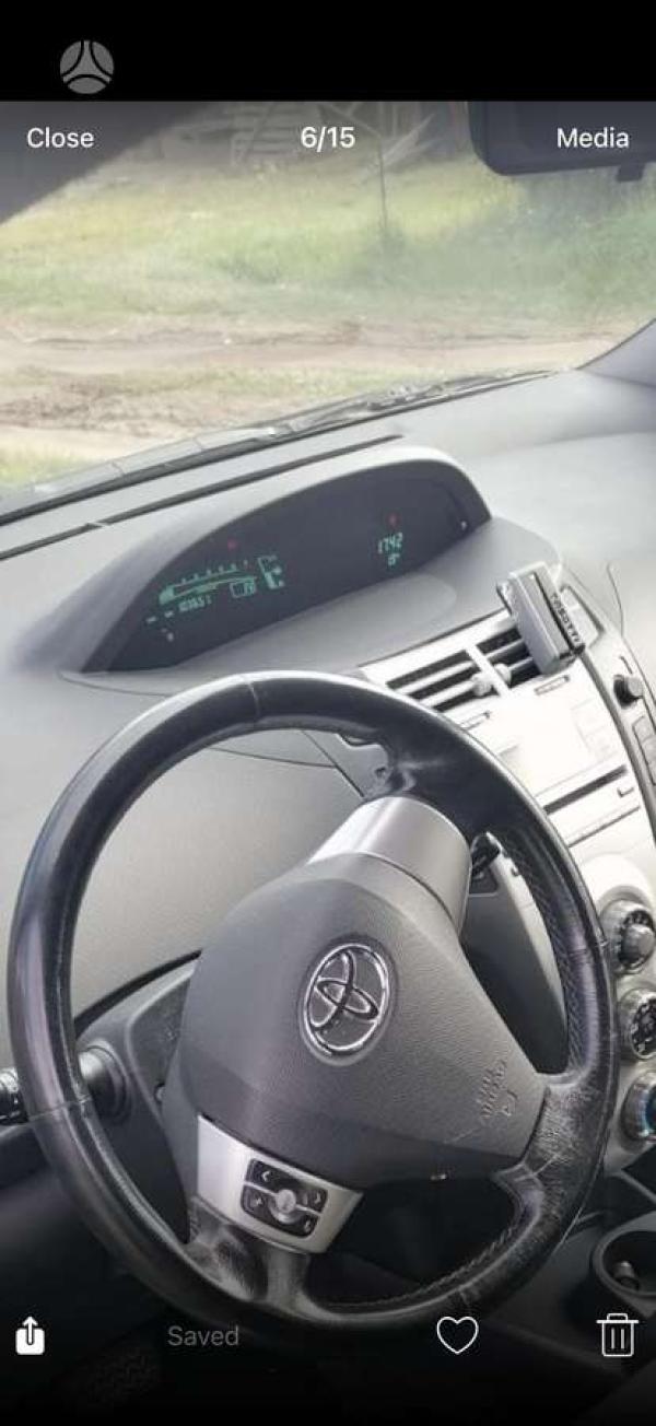 Grey Toyota Yaris 2007 in Vilnius, with an engine capacity of 1.30 L and mileage of 104 thousand km for 3200 €, photo 6 on AUTOMOTO.COM.LV