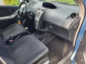 Pelēks Toyota Yaris 2007 Šauļi, ar dzinēja tilpumu 1.40 L un nobraukumu 263 tūkst. km par 2350 €, foto 9 vietnē AUTOMOTO.COM.LV