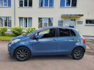 Pelēks Toyota Yaris 2007 Šauļi, ar dzinēja tilpumu 1.40 L un nobraukumu 263 tūkst. km par 2350 €, foto 14 vietnē AUTOMOTO.COM.LV