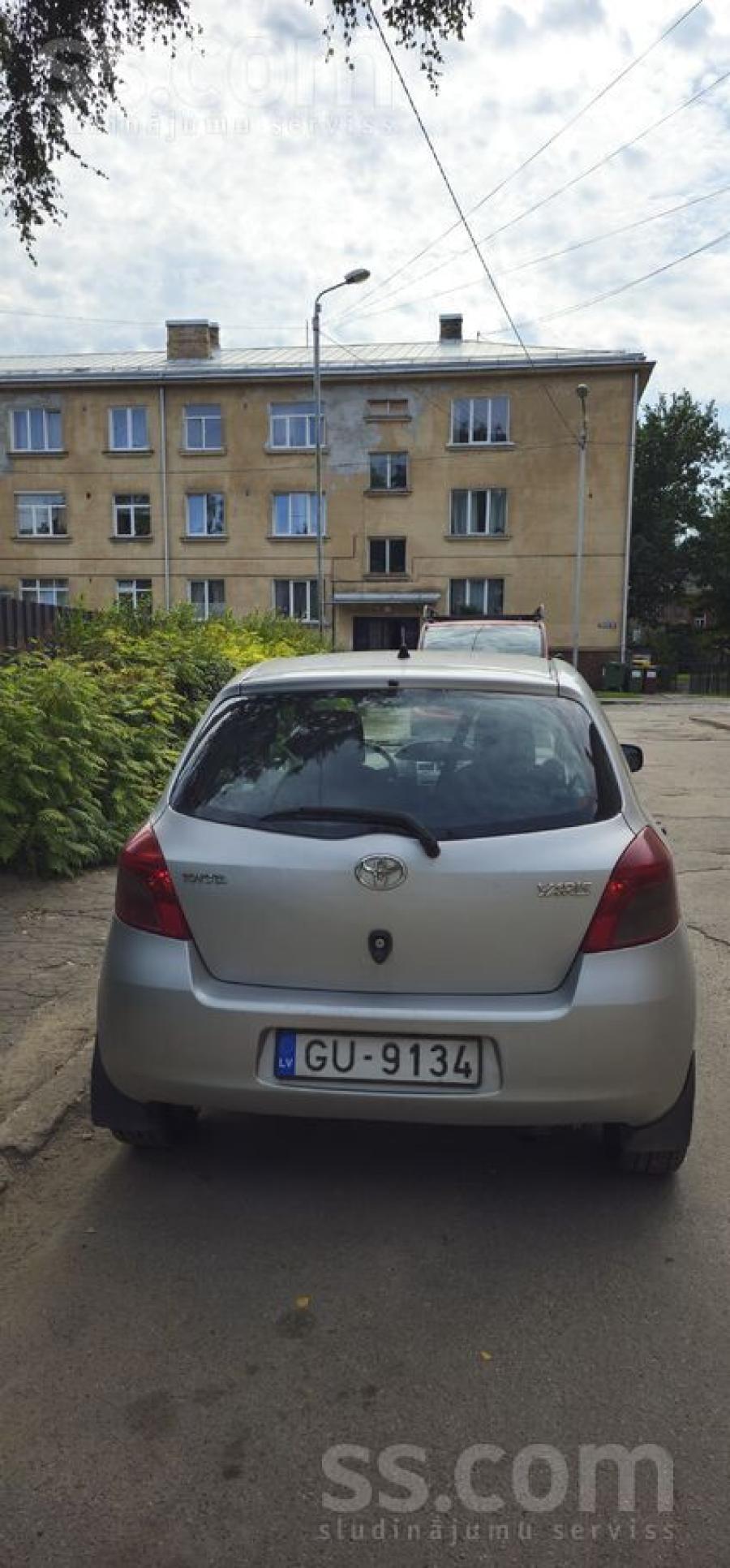 Grey Toyota Yaris 2007 in Riga, with an engine capacity of 1.40 L and mileage of 347 thousand km for 1700 €, photo 4 on AUTOMOTO.COM.LV