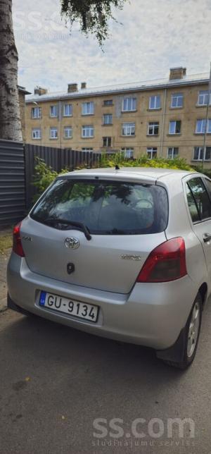 Grey Toyota Yaris 2007 in Riga, with an engine capacity of 1.40 L and mileage of 347 thousand km for 1700 €, photo 8 on AUTOMOTO.COM.LV