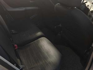 Grey Toyota Yaris 2007 in Vilnius, with an engine capacity of 1.30 L and mileage of 163 thousand km for 2950 €, photo 7 on AUTOMOTO.COM.LV