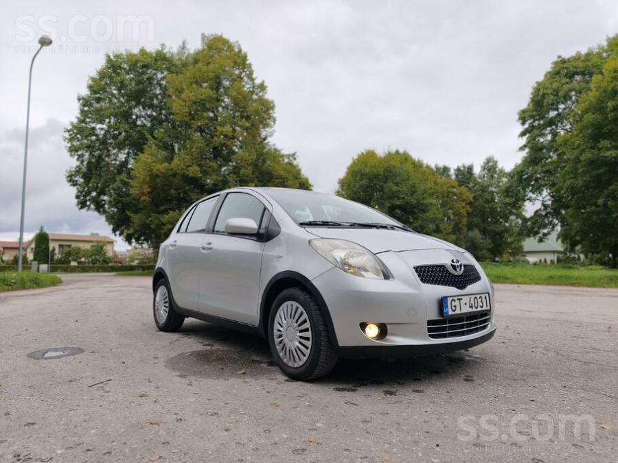 Grey Toyota Yaris 2007 in Jelgava, with an engine capacity of 1.30 L and mileage of 172 thousand km for 1500 €, photo 6 on AUTOMOTO.COM.LV