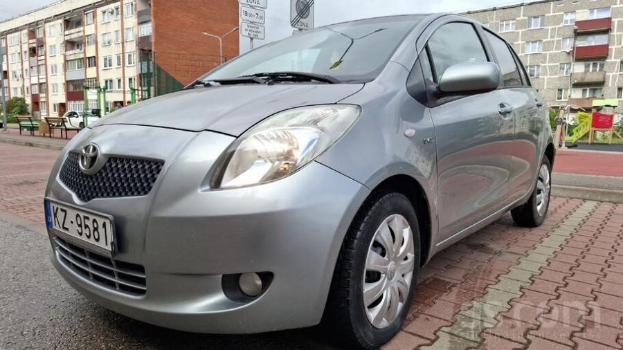 Grey Toyota Yaris 2008 in Daugavpils, with an engine capacity of 1.40 L and mileage of 270 thousand km for 1650 €, photo 1 on AUTOMOTO.COM.LV