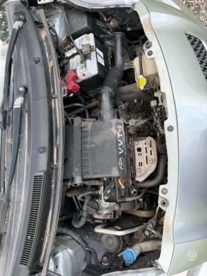 Grey Toyota Yaris 2008 in Vilnius, with an engine capacity of 1.30 L and mileage of 276 thousand km for 2000 €, photo 3 on AUTOMOTO.COM.LV