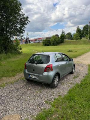 Grey Toyota Yaris 2008 in Vilnius, with an engine capacity of 1.30 L and mileage of 276 thousand km for 2000 €, photo 8 on AUTOMOTO.COM.LV